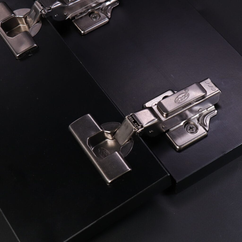 Thick Door Hinge 15-35 (Soft Close)